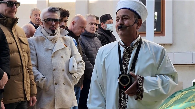 Vefat eden oryantal Tanyeli ve eşi ile ilgili çok üzücü detaylar gün ...