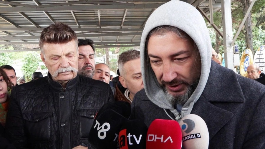 Tanyeli son yolculuğuna uğurlandı: Eşi İlker Sünneli'nin gözyaşları ve ...